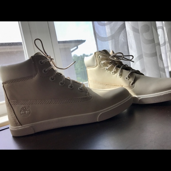Timberland | Shoes | Cream Lowcut Timberlands | Poshmark